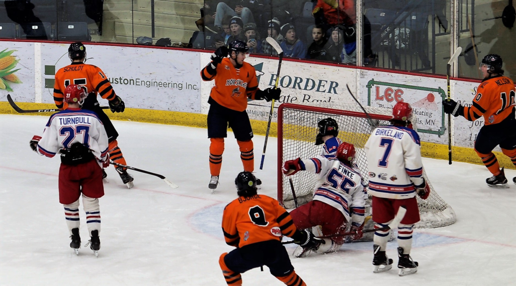 Bowey & Bolda lead Norskies over Iron Rangers | SIJHL